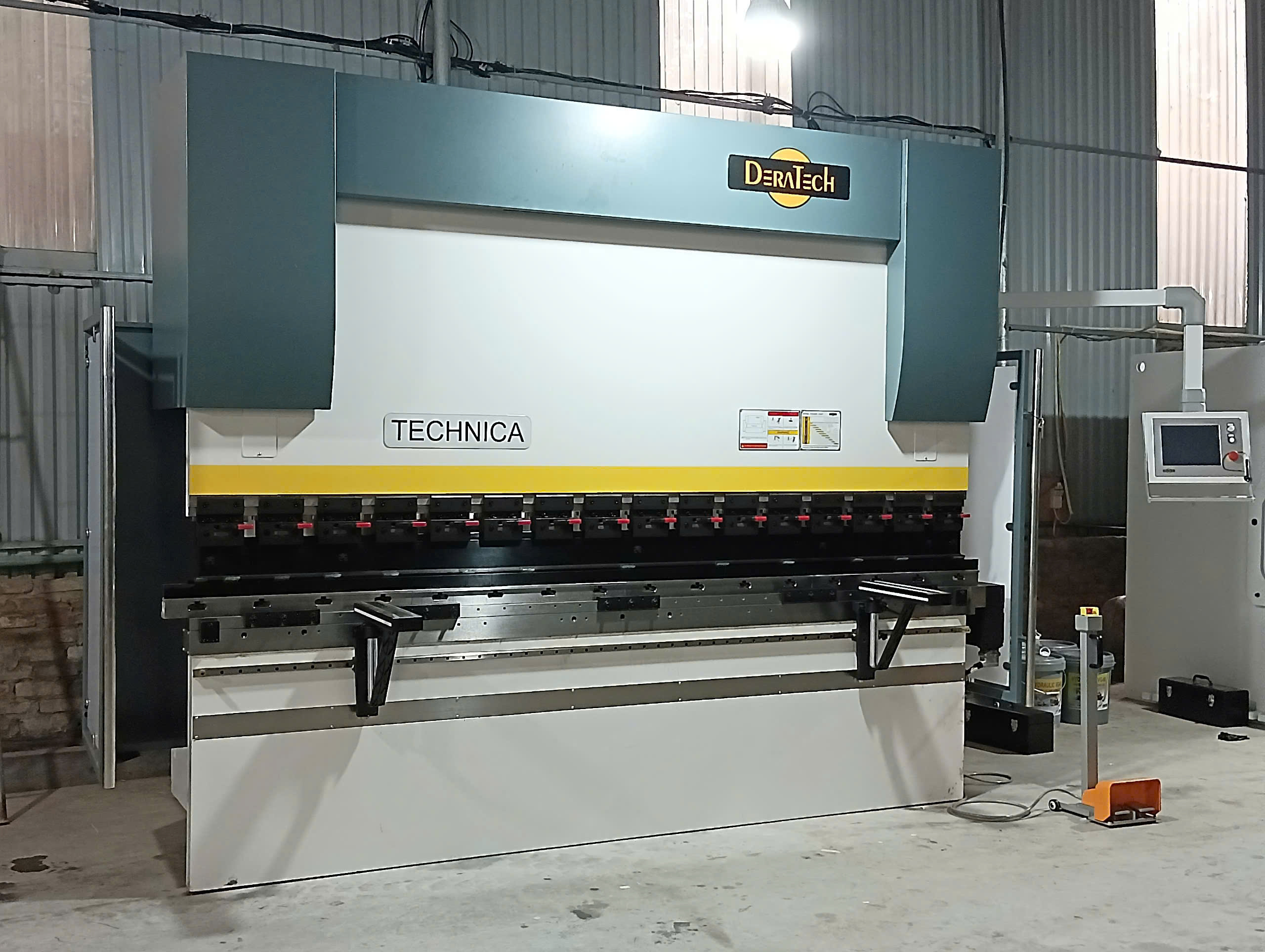 TỐI ƯU HÓA QUÁ TRÌNH CHẤN TÔN VỚI MÁY CHẤN DERATECH: NĂNG SUẤT – CHÍNH XÁC – HIỆU QUẢ - Deratech